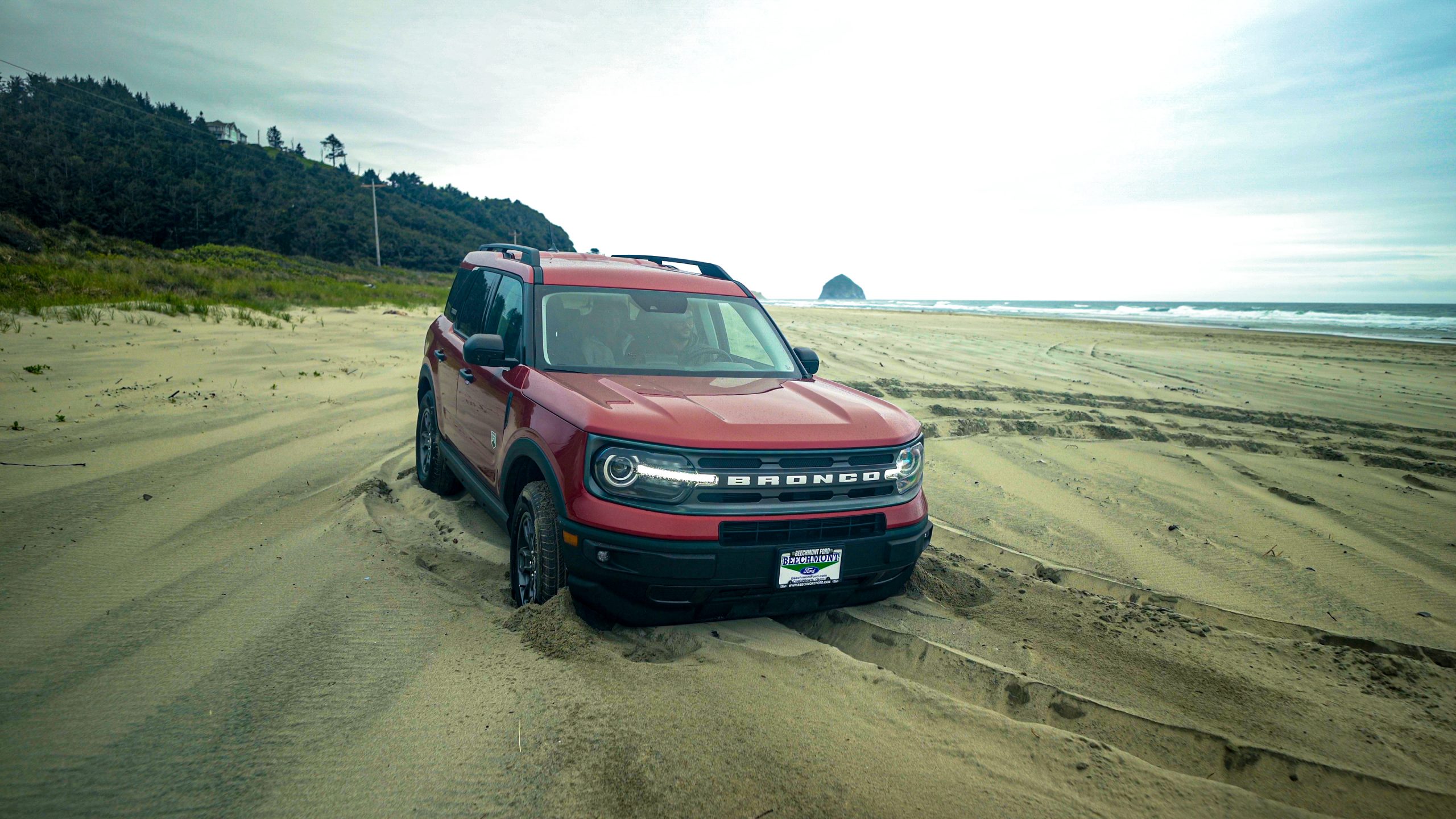 The Best Parts of Getting a Ford Bronco Stuck in the Sand – Beechmont ...